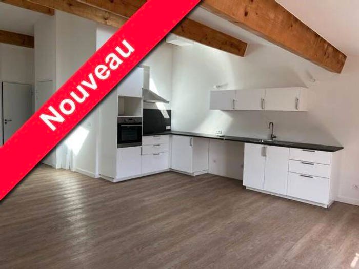 Centre Vieille Ville, Brignoles : Appartement 4 pièces à louer