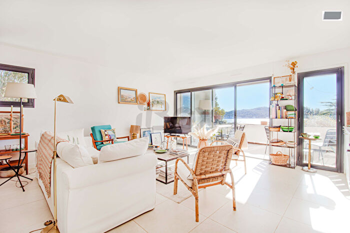 Appartement à vendre - La Seyne-sur-Mer, Est - 3 pièces - 2 chambres