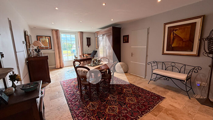 Maison à vendre - Nérigean - 8 pièces - 6 chambres