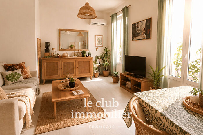 Appartement 2 pièces à vendre à Marseille 2ème, Hôtel de ville