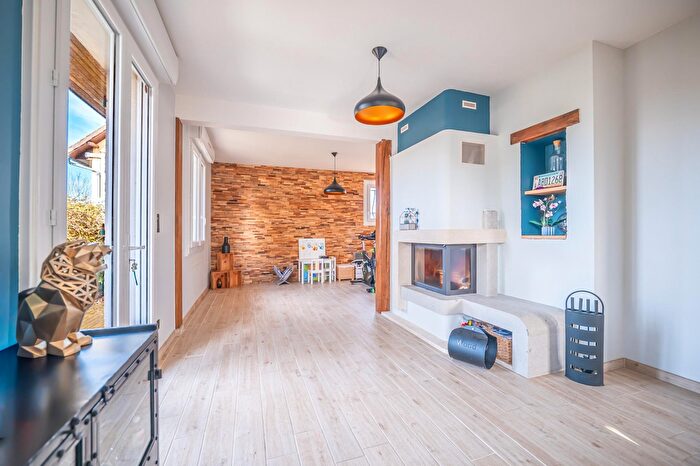 Maison à vendre - Sargé-lès-le-Mans - 6 pièces - 5 chambres