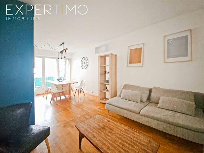 Appartement à louer - Est, Palaiseau - 3 pièces - 2 chambres