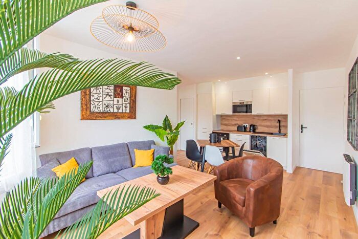 Appartement à louer - Gare-Grand Clos, La Baule-Escoublac - 3 pièces - 2 chambres