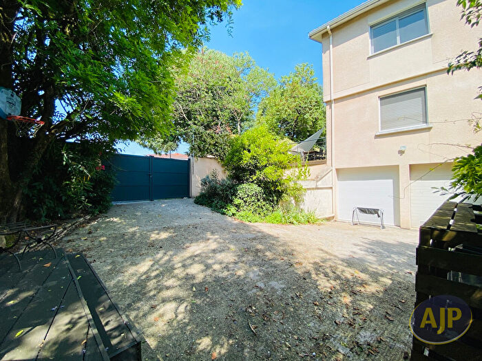 Maison 7 pièces à Le Bouscat, La Garenne, Carnot, à vendre