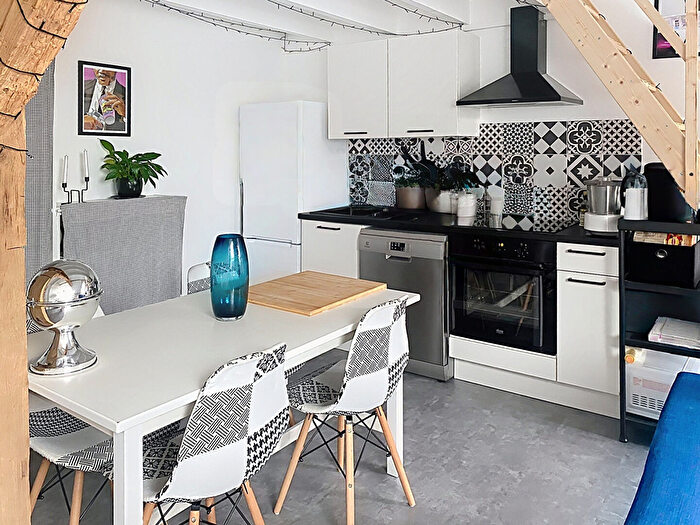 Appartement à vendre - Orléans, La Cigogne - 2 pièces - 1 chambre