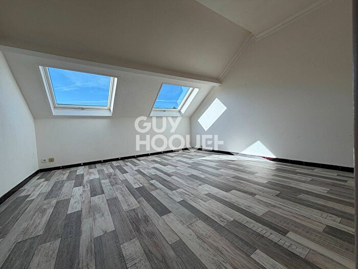 Appartement à louer - Coteau Nord Ouest Nord, Épernay - 2 pièces - 1 chambre