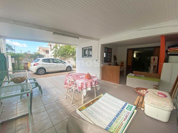 Appartement 3 pièces à Sainte-Anne, à vendre