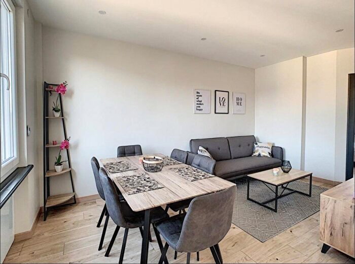 Appartement à louer - Devant les Ponts, Metz - 3 pièces - 2 chambres