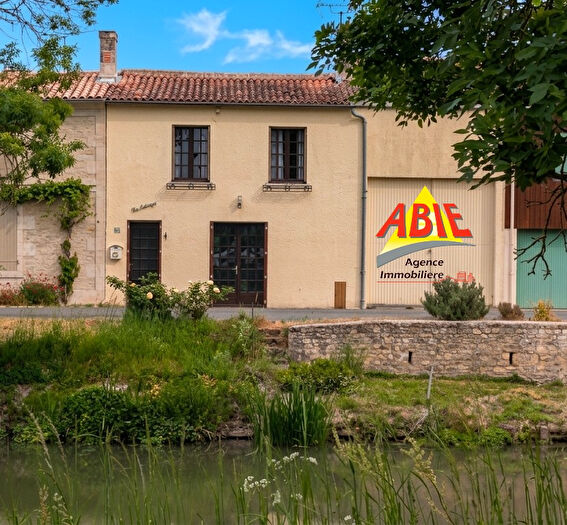 Maison 3 pièces à Damvix, à vendre
