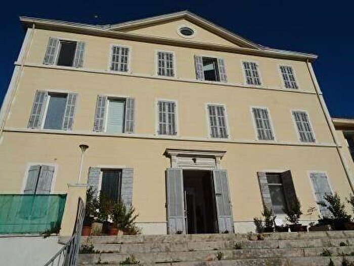 Sud, Auriol - Appartement 1 pièce à louer
