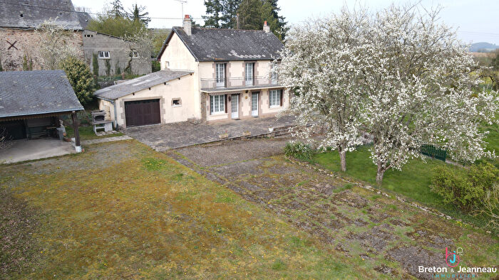 Maison à vendre - Saint-Pierre-sur-Orthe - 4 pièces - 3 chambres
