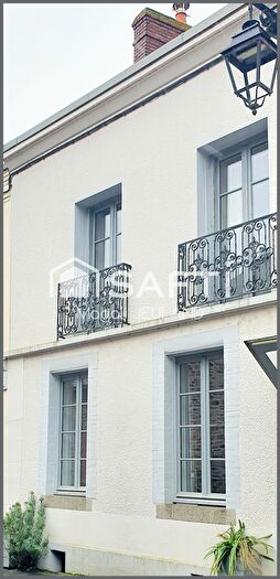 Maison à vendre - La Guerche-de-Bretagne - 7 pièces - 4 chambres