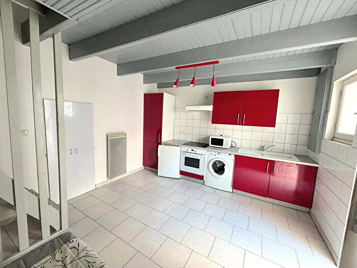 Maison à vendre - Saint-Gilles-Croix-de-Vie - 3 pièces - 2 chambres