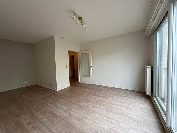 Appartement à louer - Fontenay-aux-Roses, Ormeaux, Renards - 2 pièces - 1 chambre