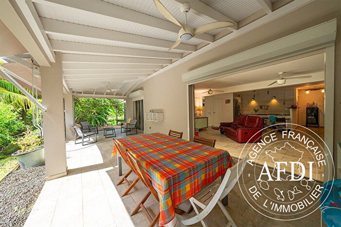 Appartement à vendre - Le Robert - 3 pièces - 2 chambres