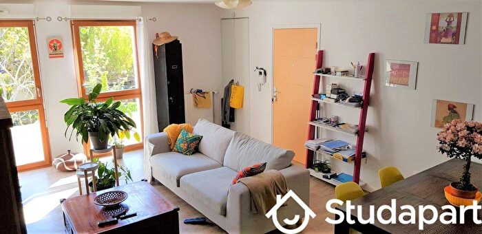 Appartement à louer - Centre Ville, Saint-Denis - 1 pièce - 1 chambre