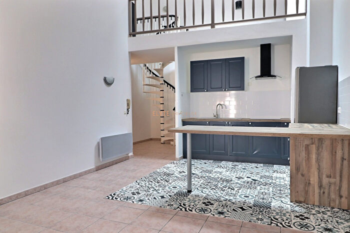 Appartement 2 pièces à Saint-Chamas, à vendre