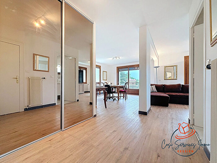 Maison à vendre - Bellegarde-sur-Valserine - 5 pièces - 3 chambres