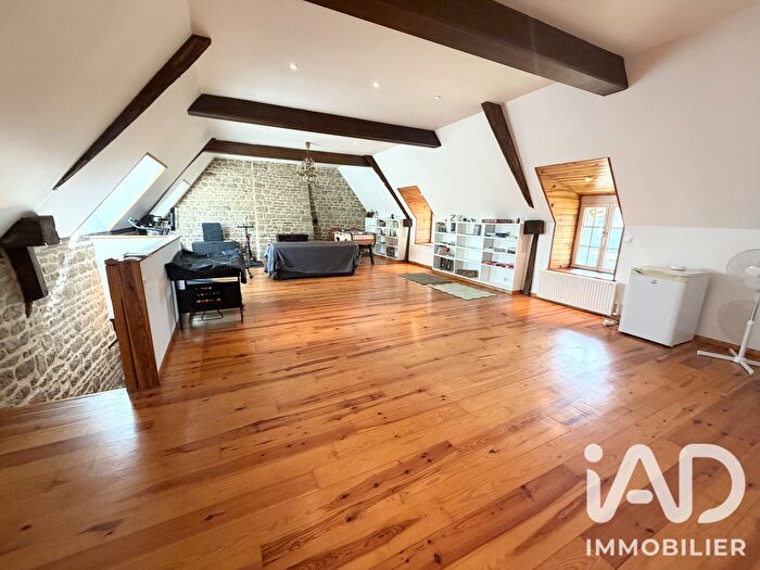 Maison 10 pièces à vendre à Saint-Michel-de-Montjoie