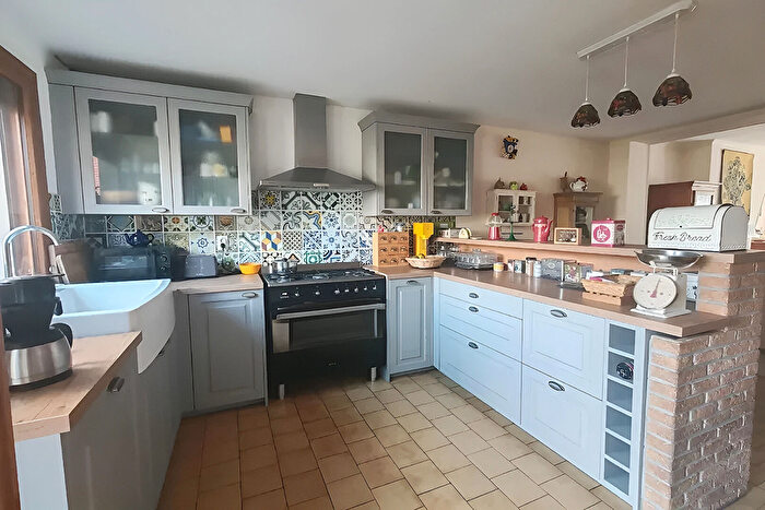 Maison à vendre - Abbeville, Centre-ville - 7 pièces - 5 chambres