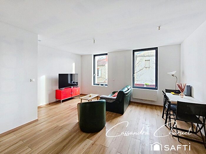 Saint-Andéol-le-Château : Maison 3 pièces à vendre