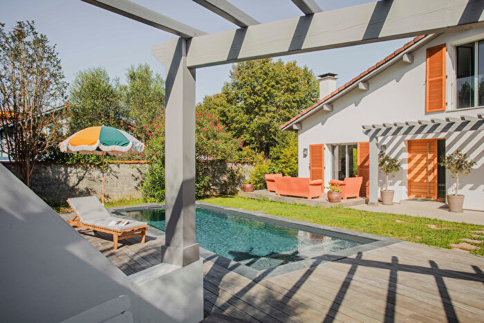 Maison à vendre - Anglet, Cinq Cantons - 6 pièces - 5 chambres