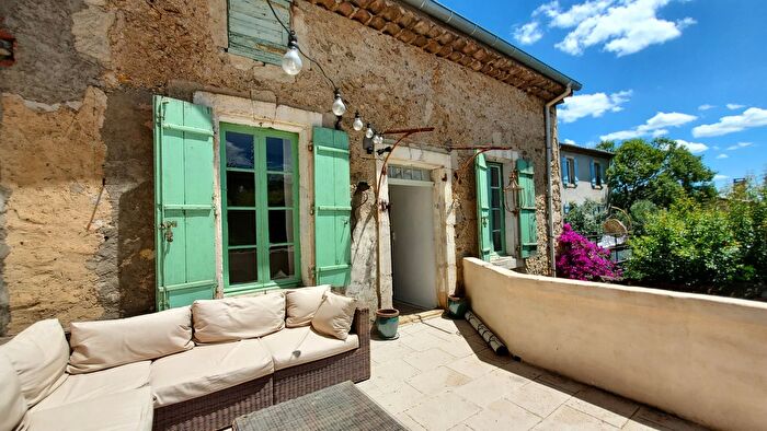 Maisons à vendre et appartements à louer - 1