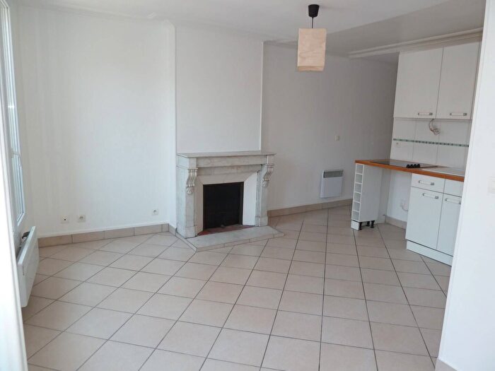 Village, Fontenay-sous-Bois - Appartement 2 pièces à louer