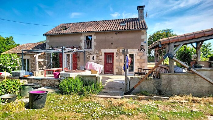 Archigny : Maison 5 pièces à vendre