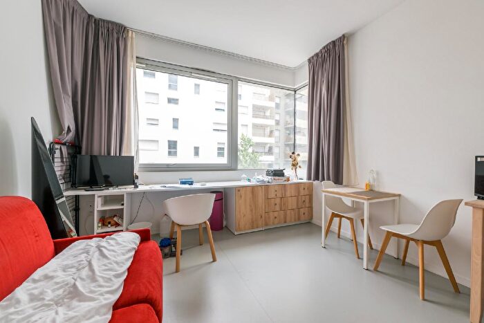 Appartement 1 pièce à Quartiers Centre, Beaulieu, à vendre