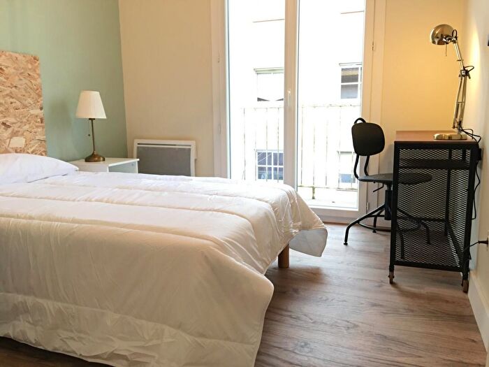 Appartement à louer - Montauban, Sapiac - 5 pièces - 2 chambres