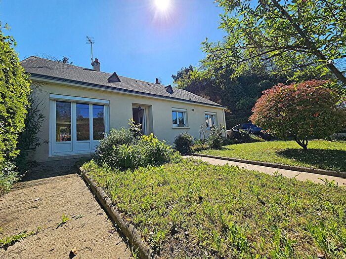 Maison à vendre - Bagneux, Saint-Hilaire - 4 pièces - 2 chambres