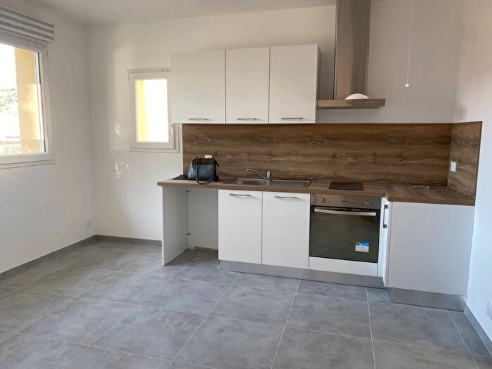 Appartement à louer - Folelli, Penta-di-Casinca - 2 pièces