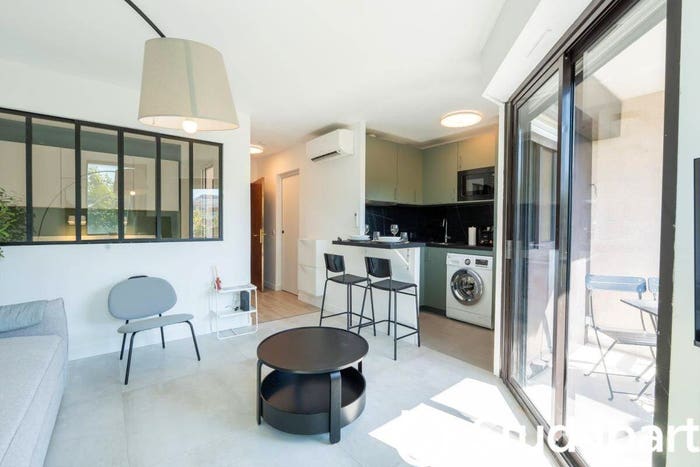 Appartement 2 pièces à Juan-les-Pins, Antibes, à louer