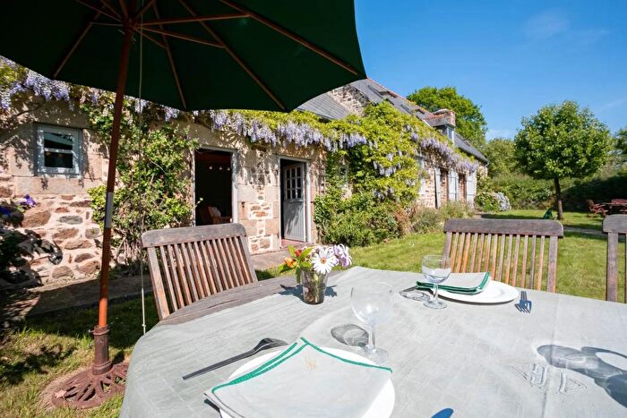 Maison 8 pièces à vendre à Pommerit-le-Vicomte