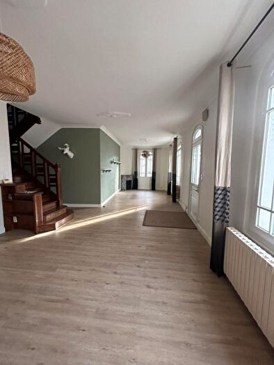 Maison 6 pièces à Niort, à vendre
