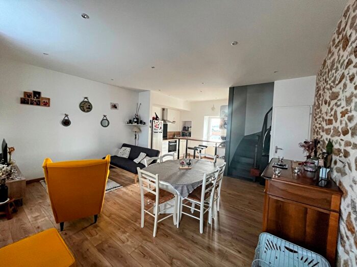 Maison à vendre - Bressuire, Bel-air - 4 pièces - 2 chambres