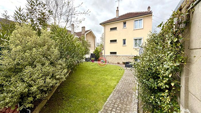 Maison à vendre - Villemomble, Les Coquetiers - 5 pièces - 3 chambres