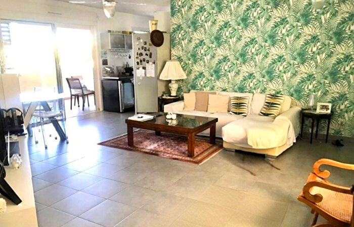 Appartement 4 pièces à vendre - Saint-Denis, Providence, Les Camélias