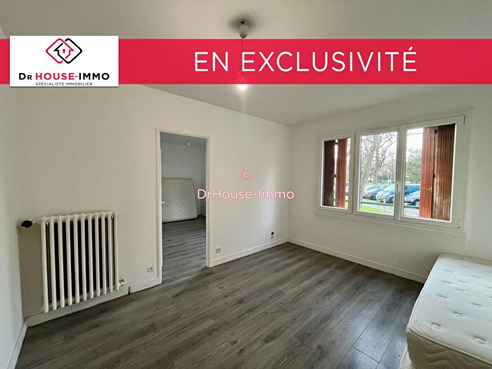 Appartement 4 pièces à vendre à Clichy-sous-Bois, Les Trois Châteaux