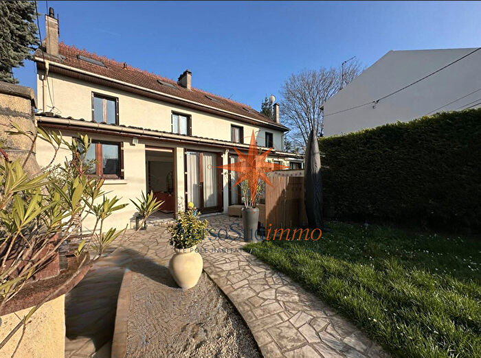 Maison à vendre - Gournay-sur-Marne - 6 pièces - 4 chambres