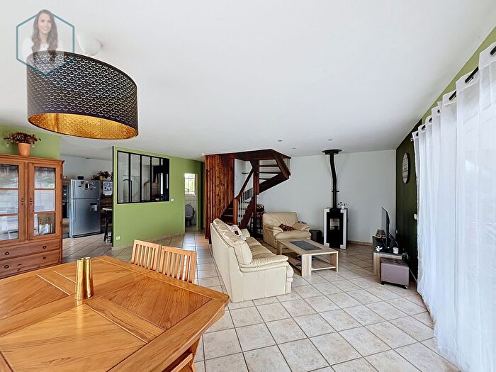 Maison 5 pièces à vendre à Bordes