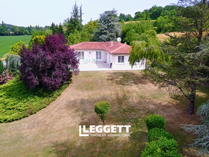 Maison à vendre - Chalais - 4 pièces - 3 chambres