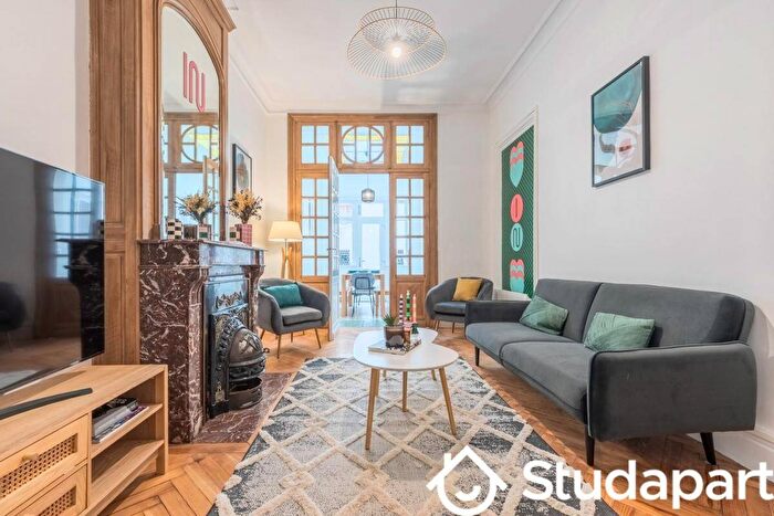 Appartement à louer - Wazemmes, Lille - 1 pièce - 3 chambres