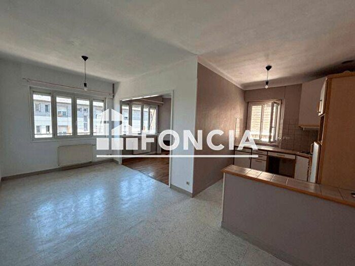Arbres, Rodez : Appartement 3 pièces à louer