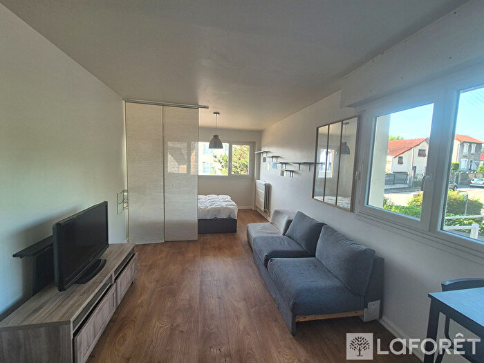 Appartement 1 pièce à Palaiseau, Est, à louer