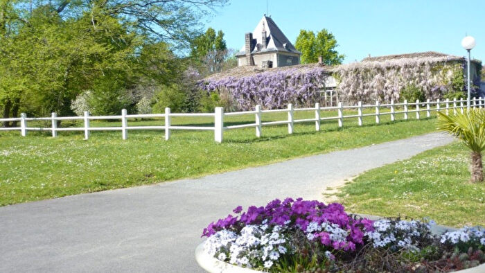 Appartement à louer - Mérignac, Les Eyquems - 2 pièces - 1 chambre