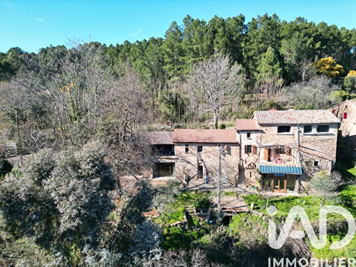 Maison à vendre - Les Salelles - 11 pièces - 6 chambres