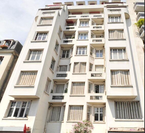 Appartement à vendre - Paris e , Passy, Maison de la Radio, Muette-Sud - 2 pièces - 1 chambre
