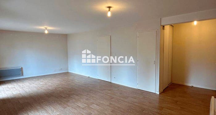 Pentagone, La Roche-sur-Yon : Appartement 3 pièces à louer